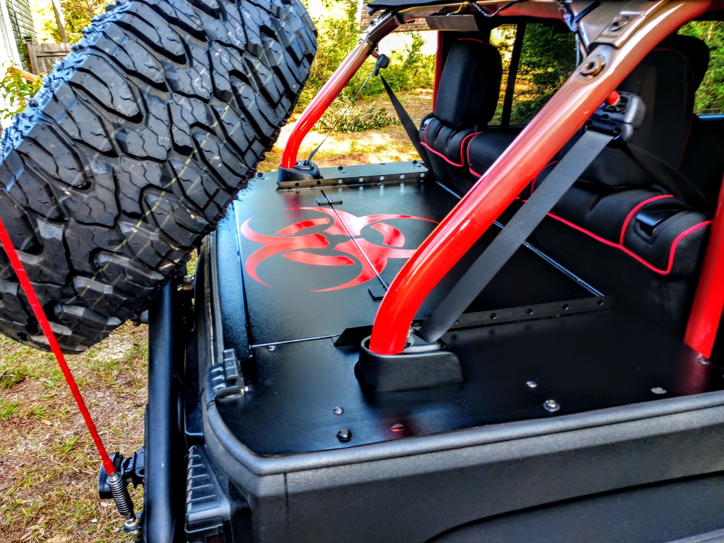 4 Door Jeep Wrangler JKU Cargo Security Enclosure System – Diabolical Inc